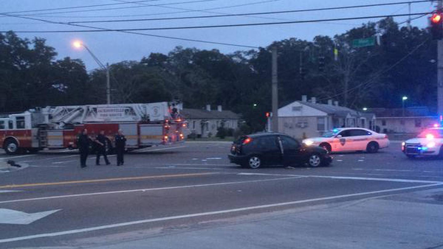 JSO: JFRD ladder truck involved in crash with another vehicle – Action ...